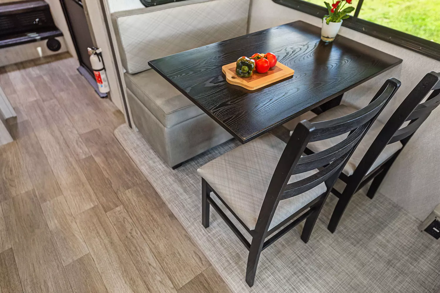 Tandara Fifth Wheels - East to West